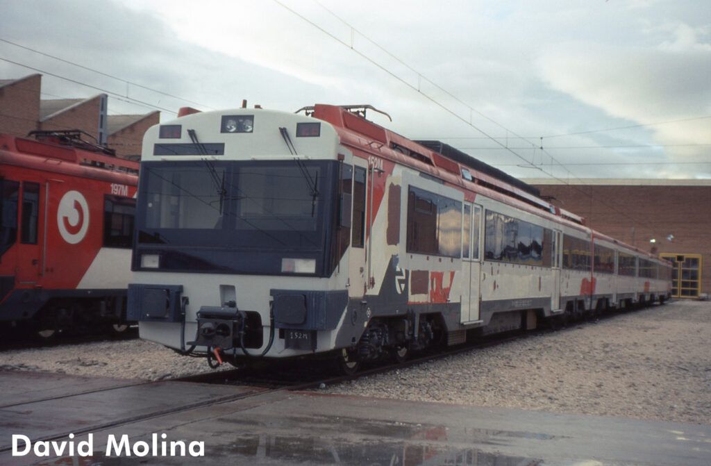 UT 440.096 y UT 440.078 - ``Las Azulonas`` - AAFMadrid